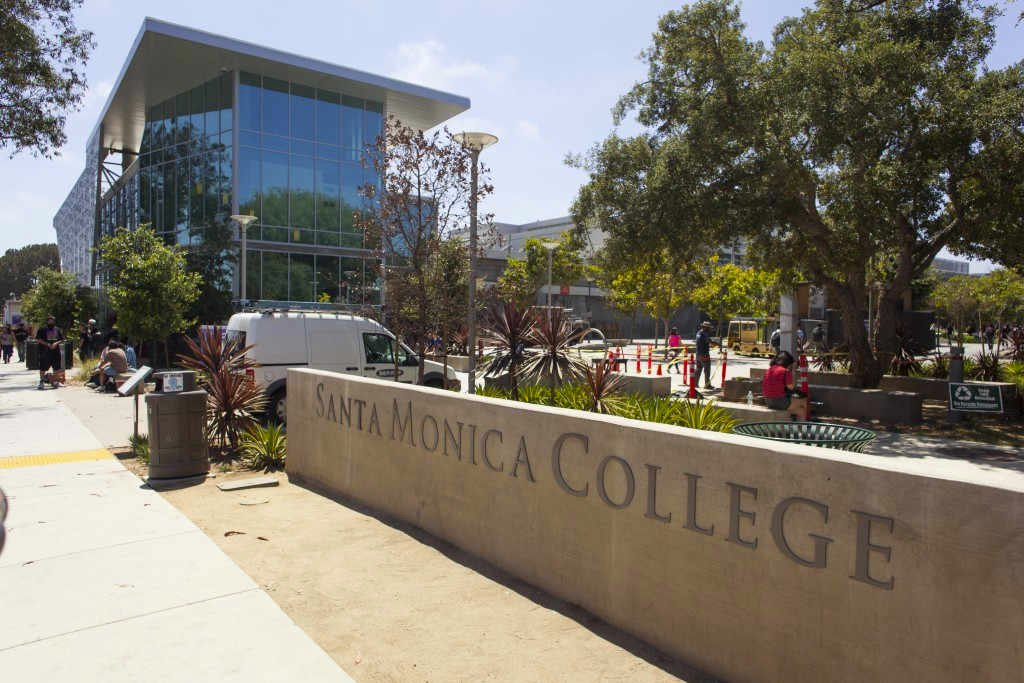 Santa Monica College,Admission Requirements,Tuition Fees,Study